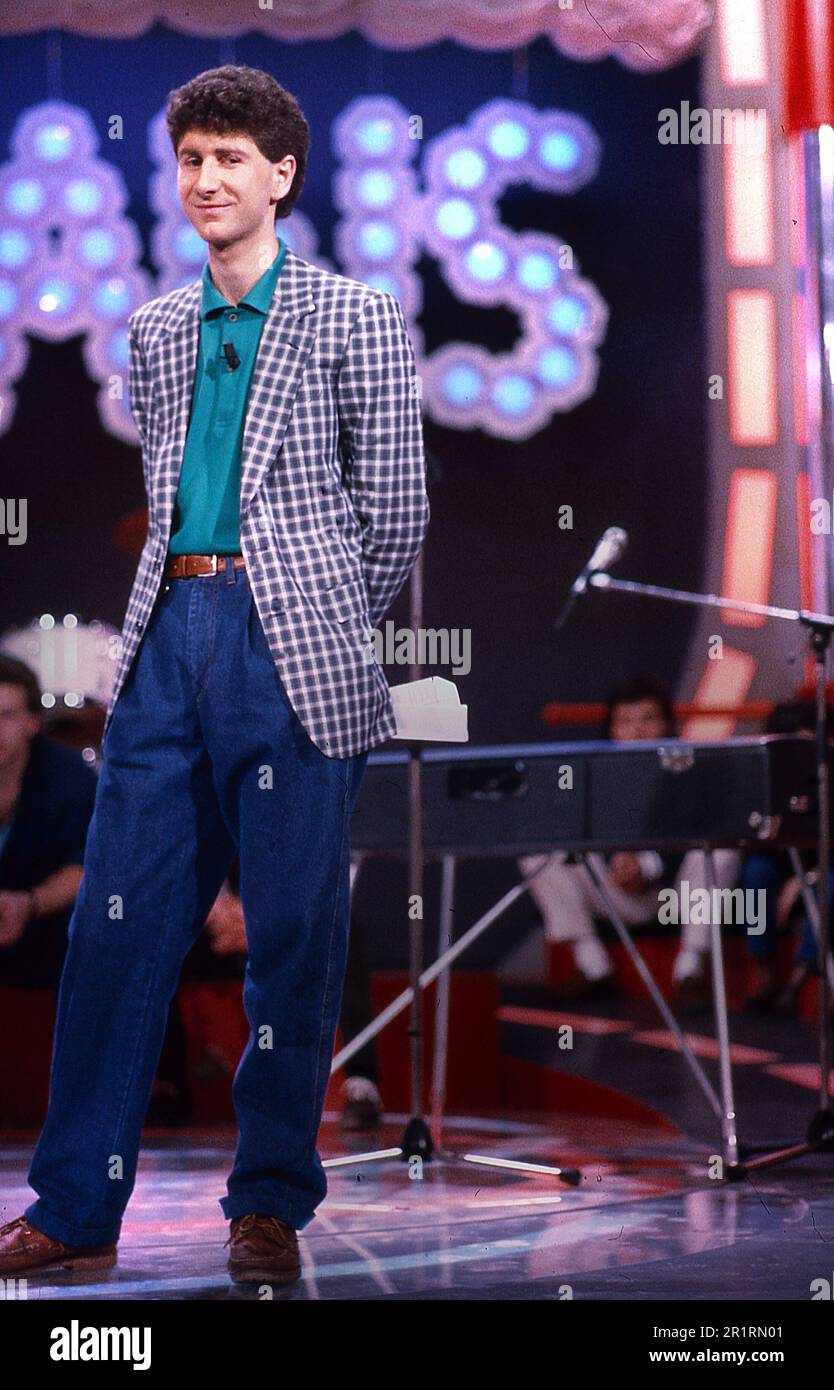 Rome, Italien. 16th Nov, 2022. Fabio Fazio with Simonetta Zauli in the Rai television program ...