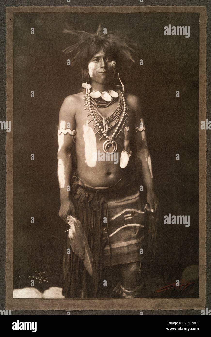 Priest 1900 hi-res stock photography and images - Alamy