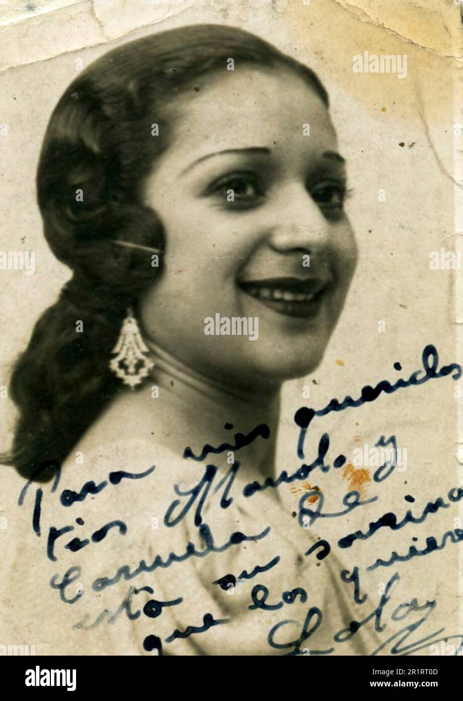 Flamenco dancer and singer hi-res stock photography and images - Alamy