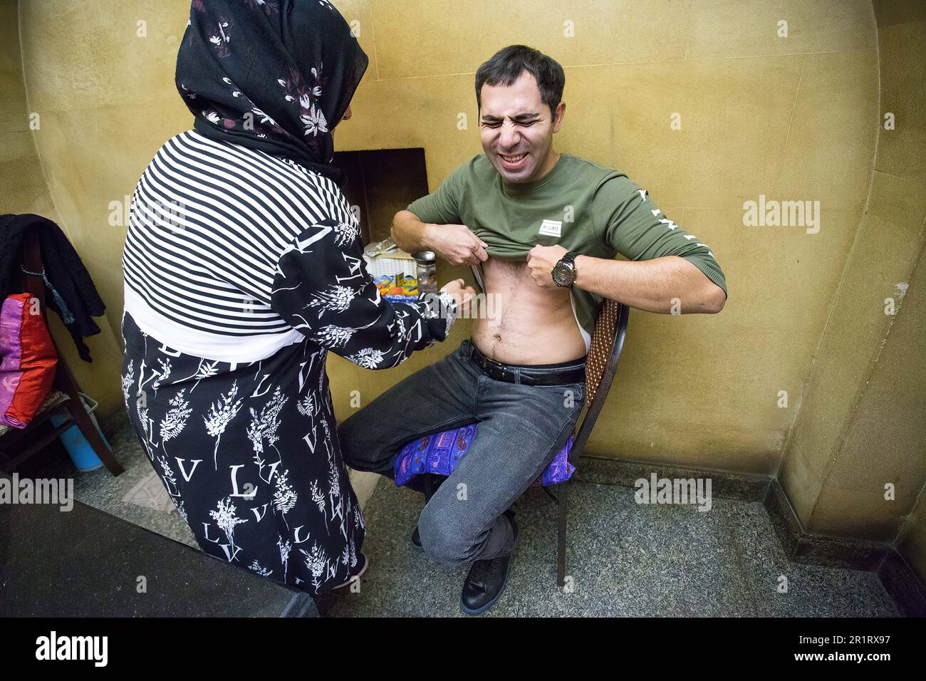 Shock treatment hi-res stock photography and images - Alamy