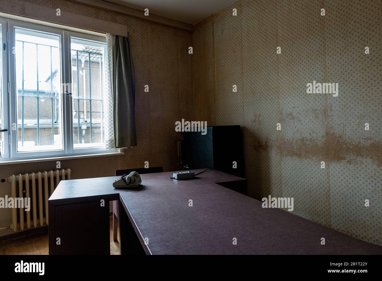 Abusive construction hi-res stock photography and images - Alamy