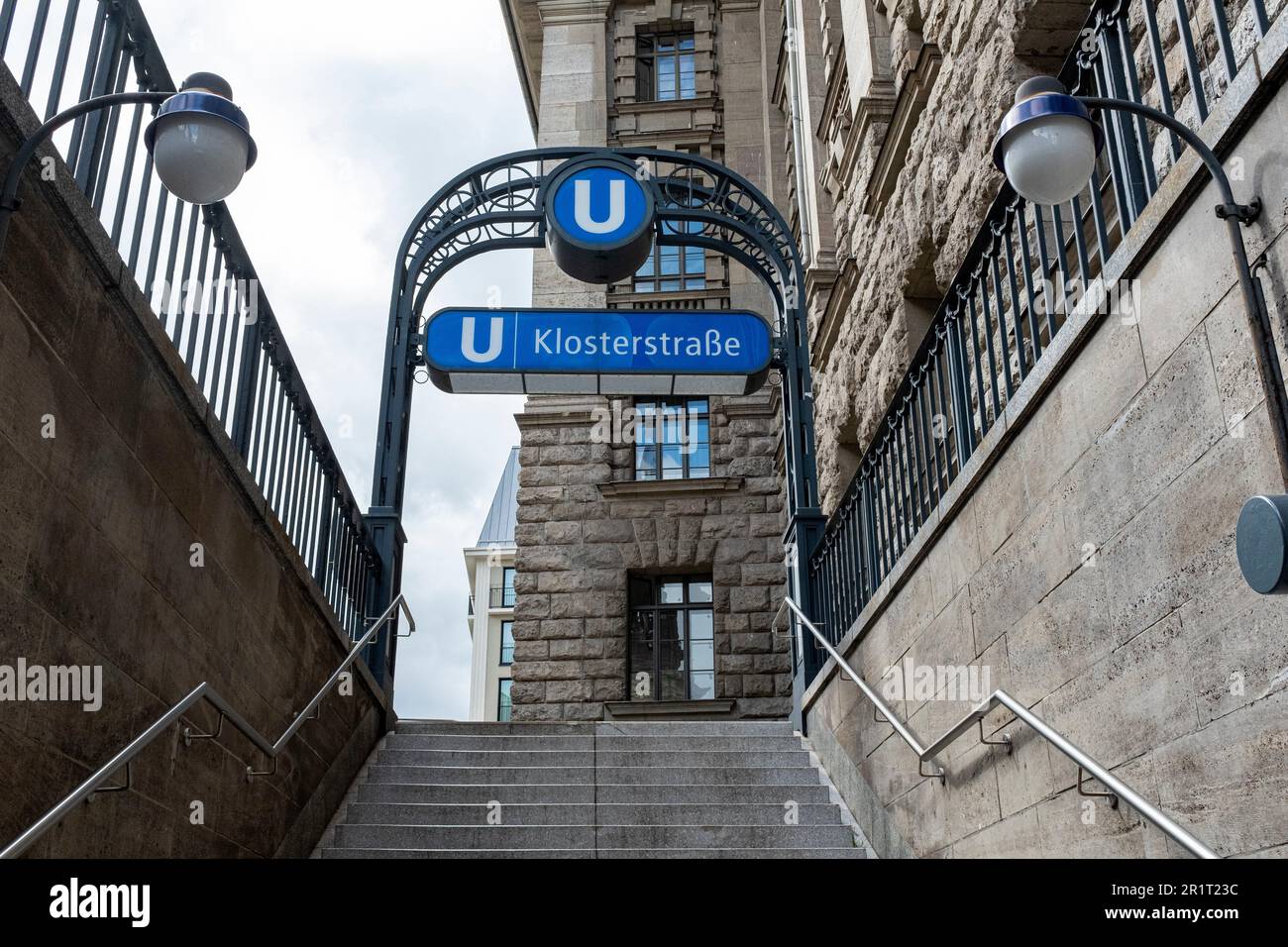 U2 line hi-res stock photography and images - Alamy