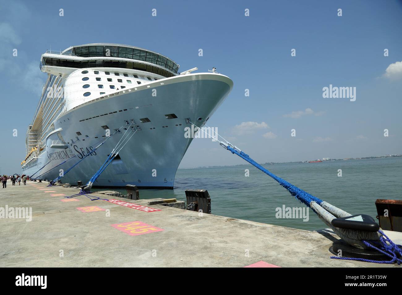Spectrum of the seas asia hi-res stock photography and images - Alamy