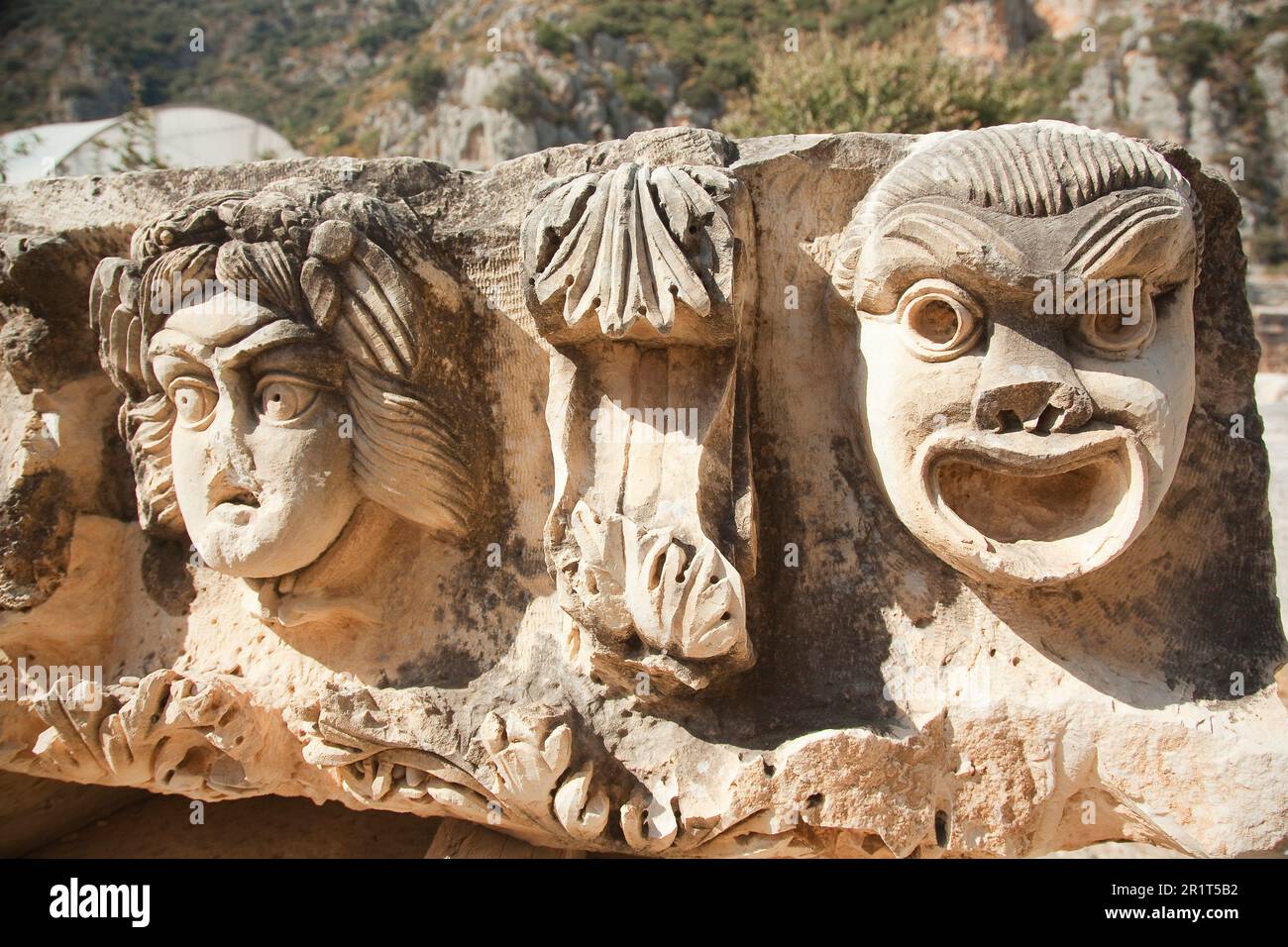 Faces around the world hi-res stock photography and images - Alamy