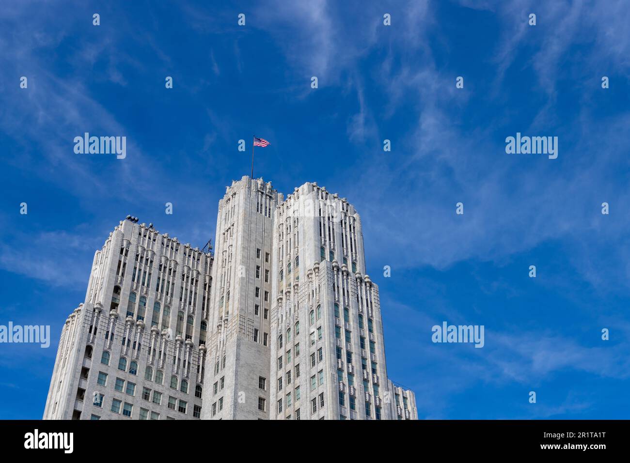 A picture of the 140 New Montgomery building in Downtown San Francisco ...