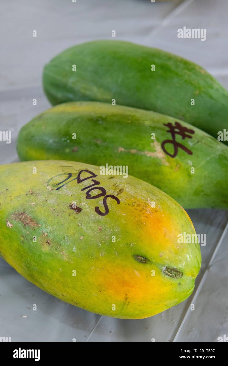 Food fair local produce hi-res stock photography and images - Alamy