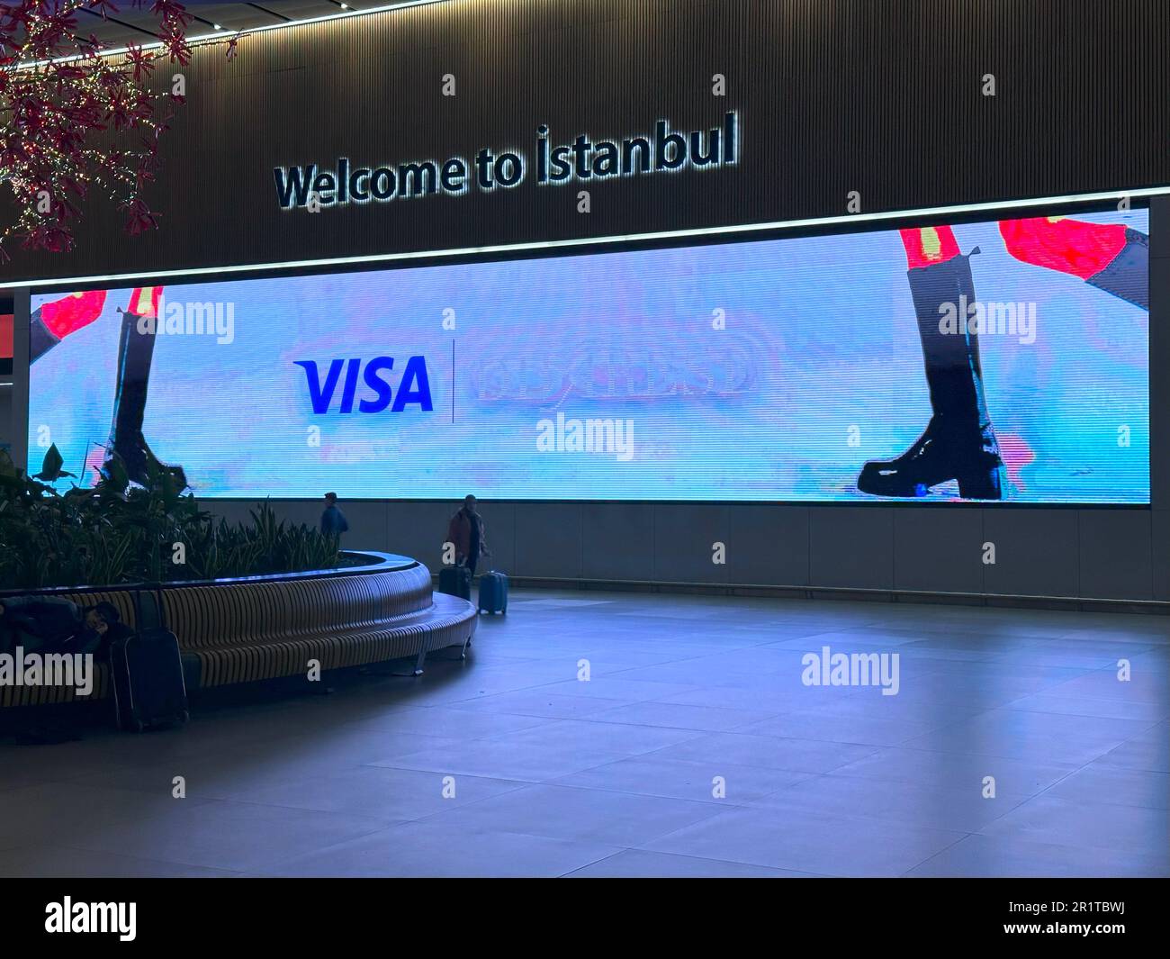 Departure lounge Istanbul International Airport Turkey Stock Photo - Alamy