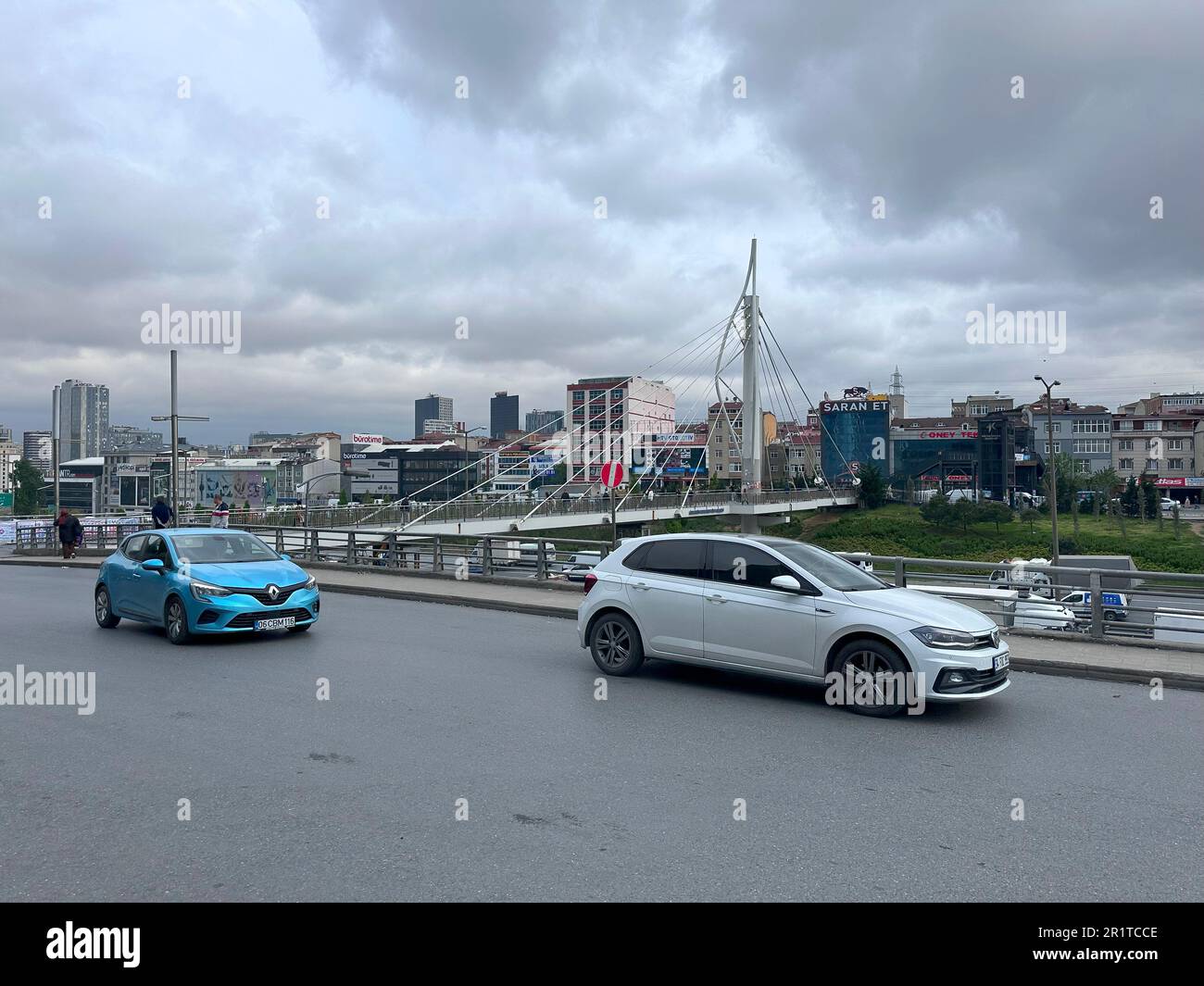 Traffic jam highway istanbul hi-res stock photography and images - Alamy