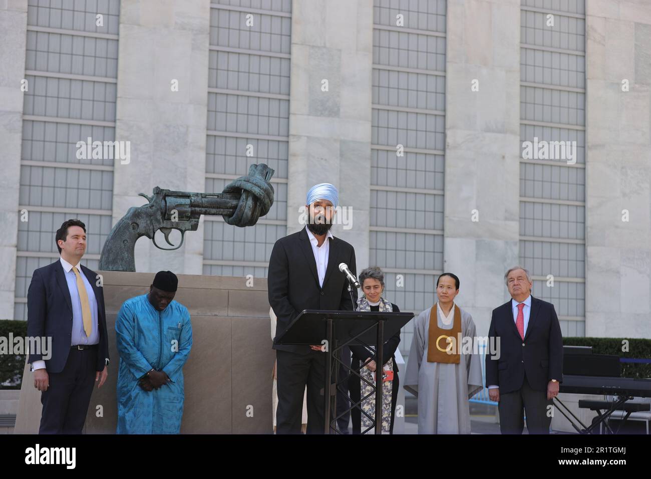 Dr simran jeet singh hi-res stock photography and images - Alamy