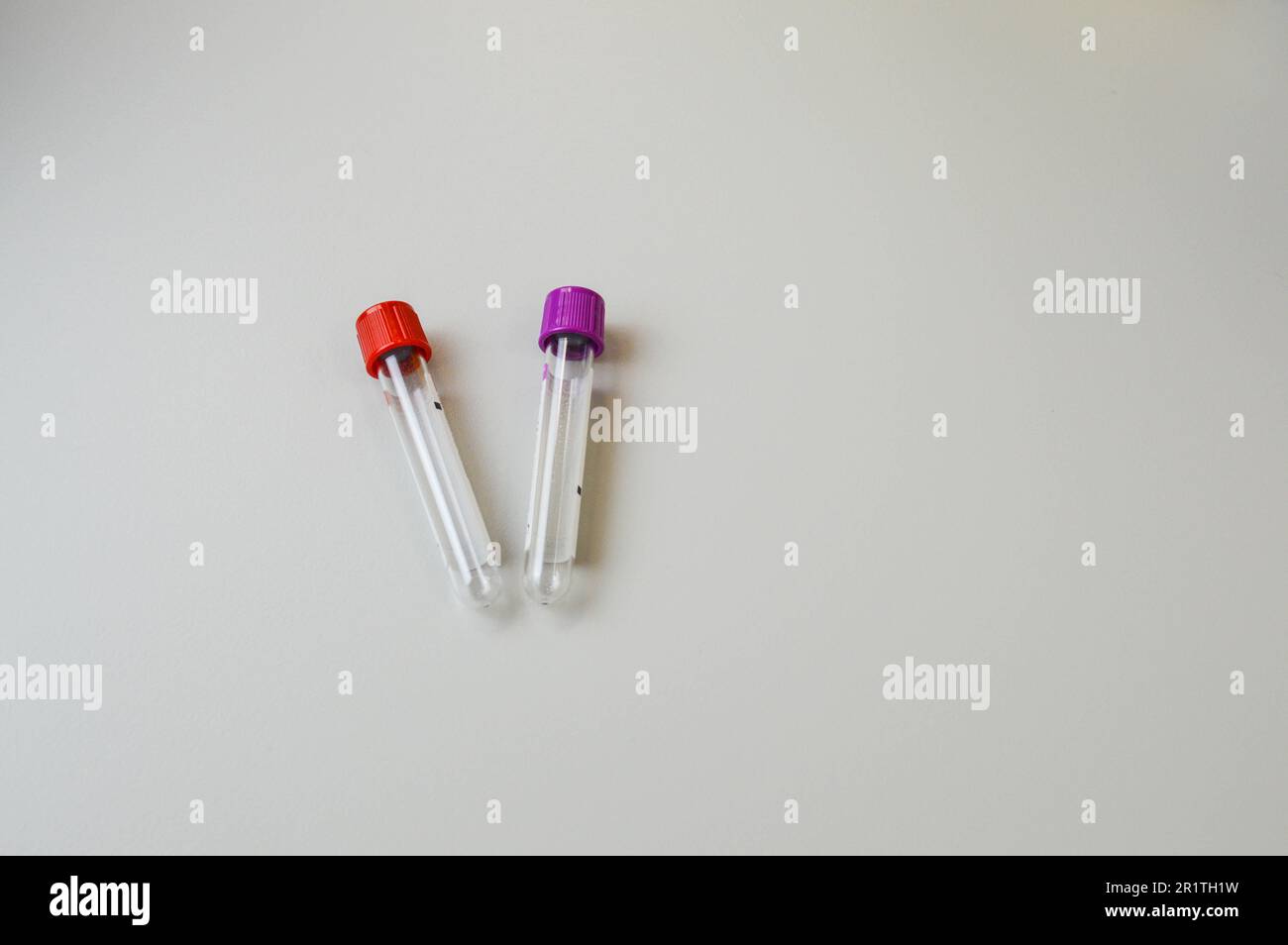 Laboratory medical test tubes hi-res stock photography and images - Alamy