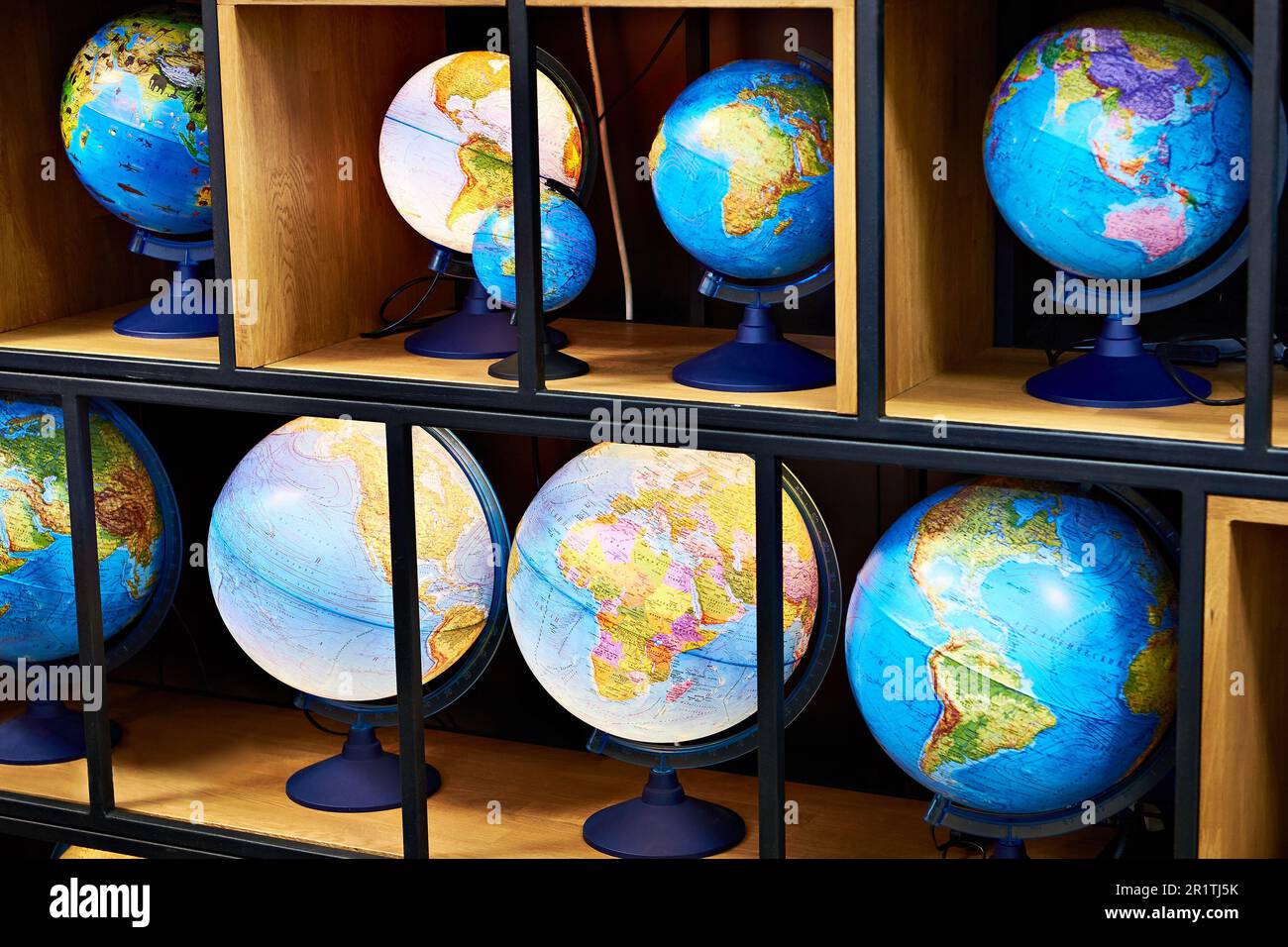 Geographic design hi-res stock photography and images - Alamy