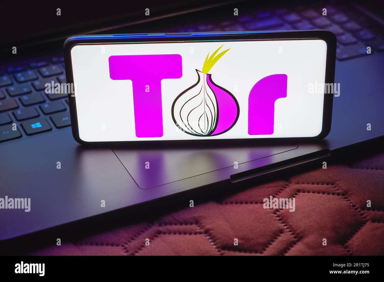 Tor business logo hi-res stock photography and images - Alamy