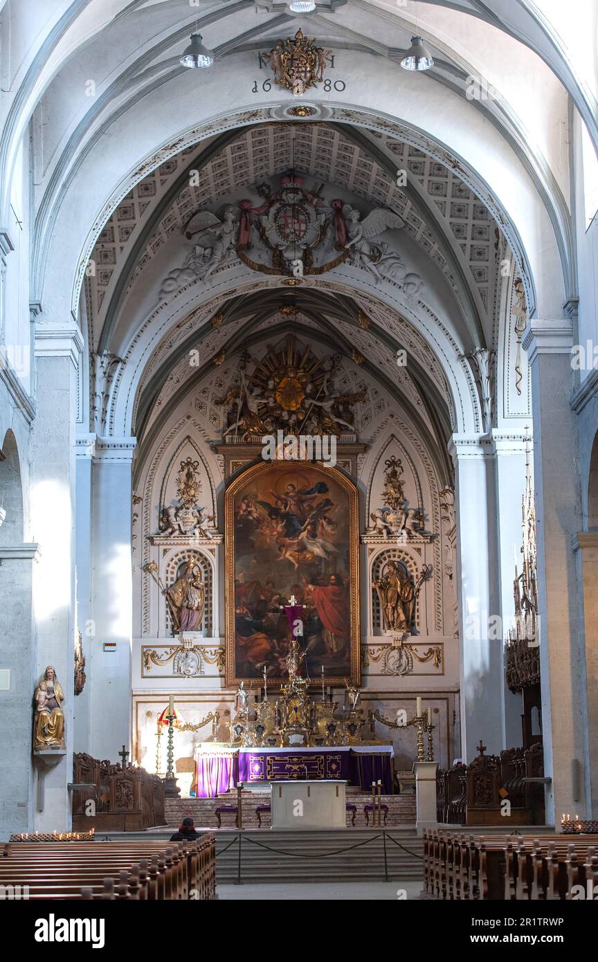 The interior of Constance Cathedral with intricate ornate walls ...