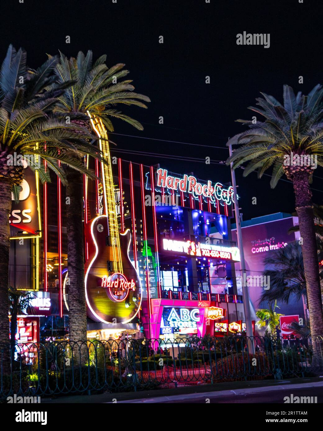 The Hard Rock Cafe on the Las Vegas strip at night in Nevada Stock ...