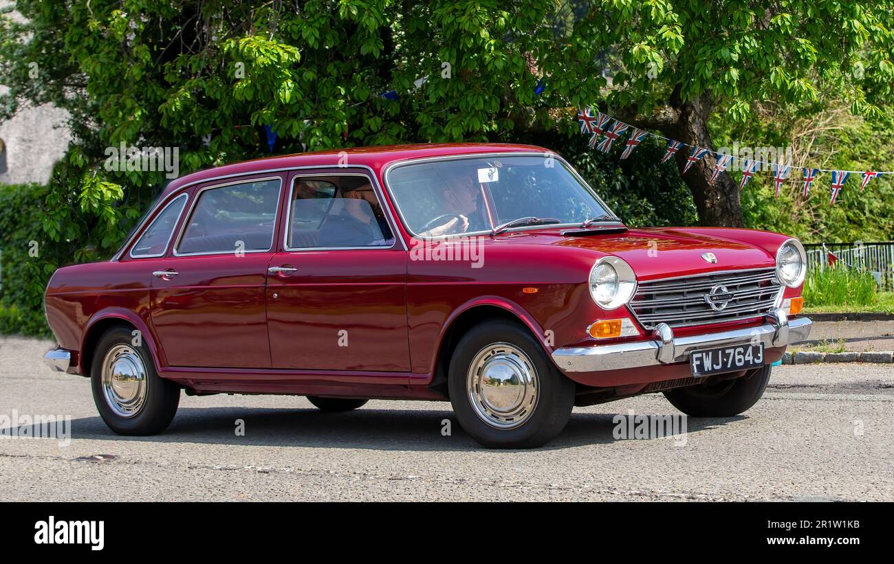 1970 driving uk road hi-res stock photography and images - Alamy