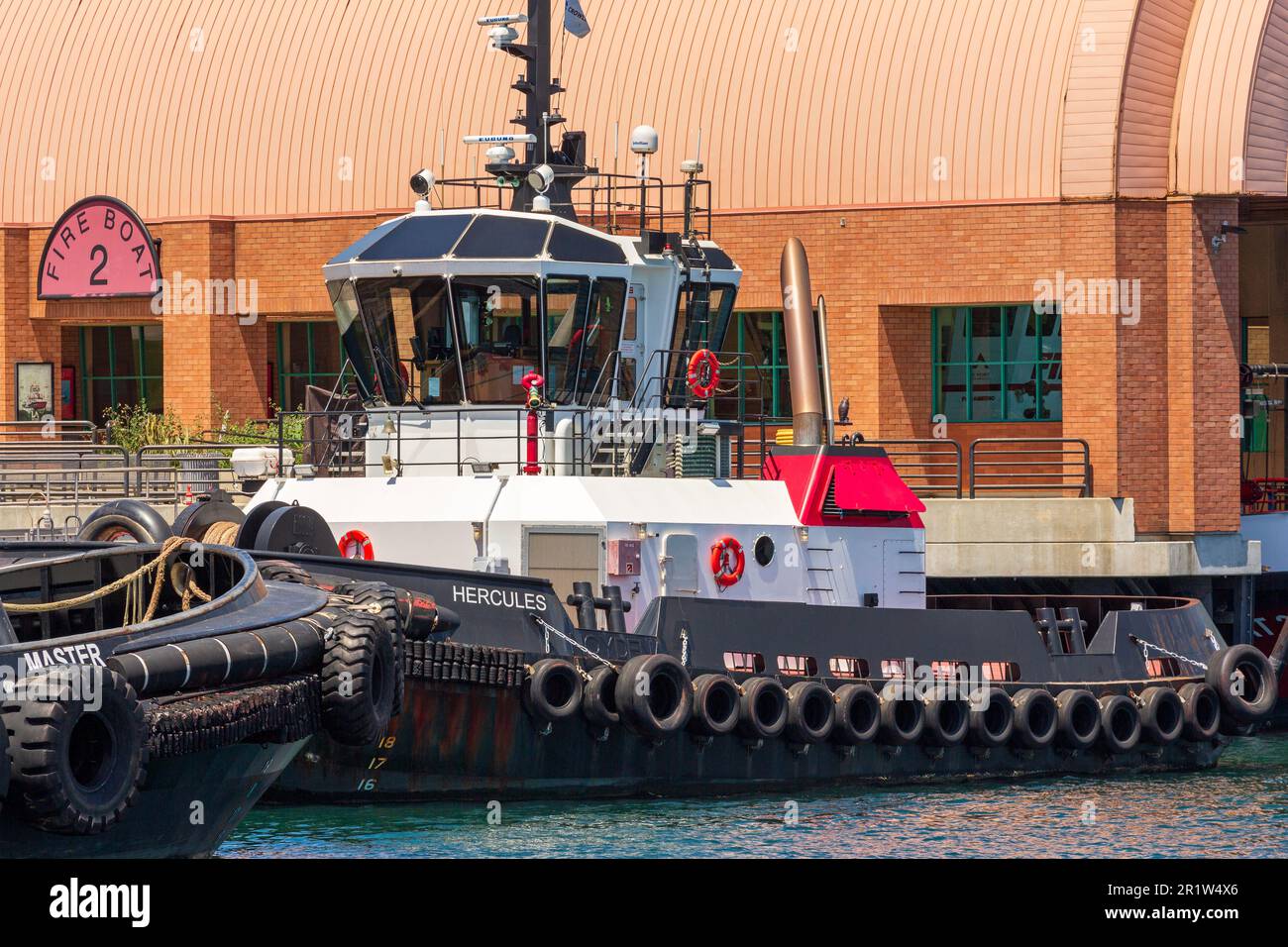 Tugboat, Port of Los Angeles, San Pedro, Southern California, USA Stock ...