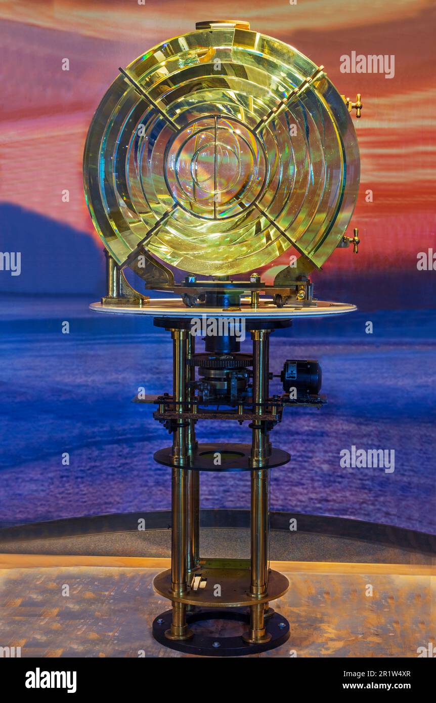Angels Gate Lighthouse lens, Los Angeles Maritime Museum, San Pedro ...