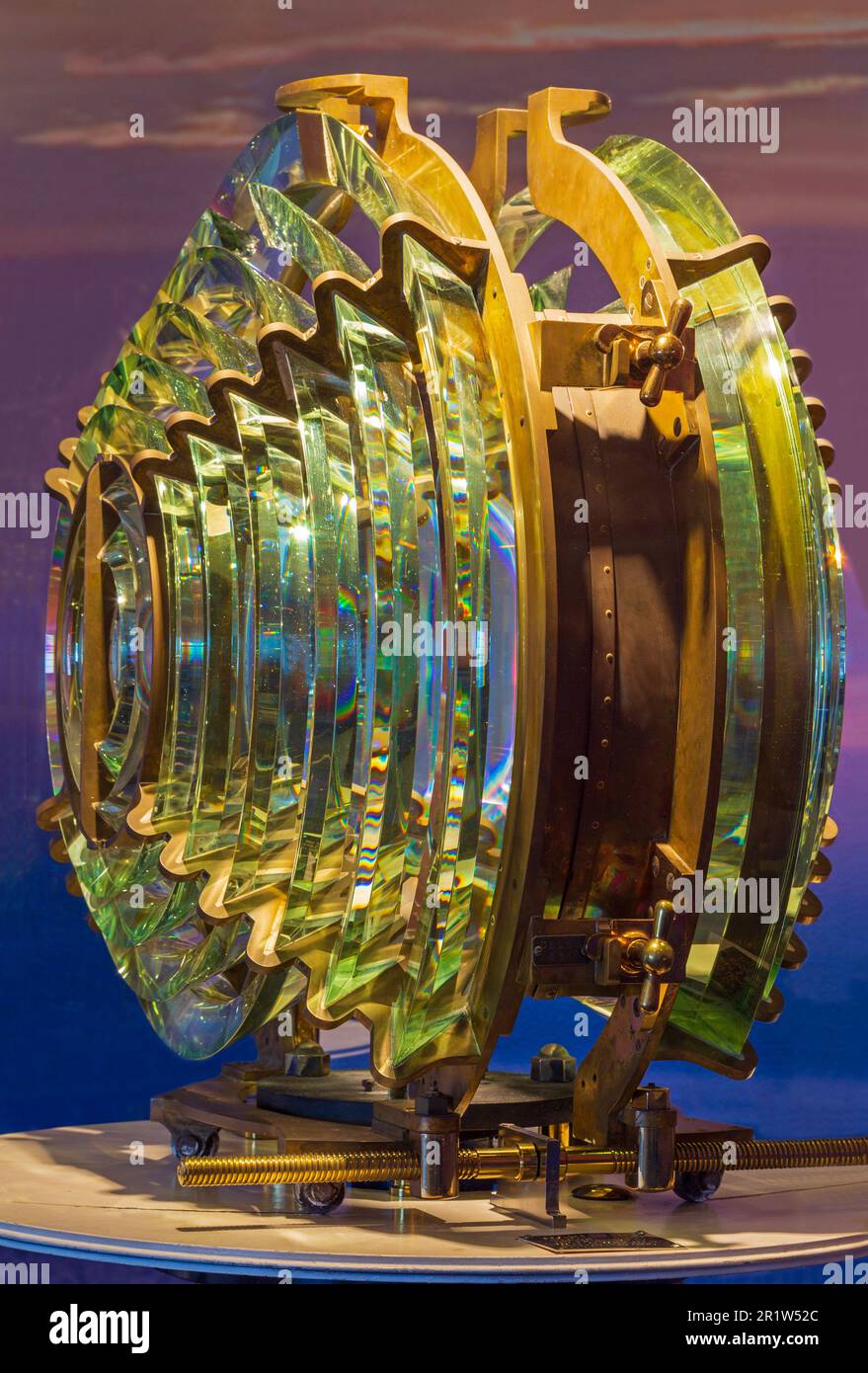 Angels Gate Lighthouse lens, Los Angeles Maritime Museum, San Pedro ...