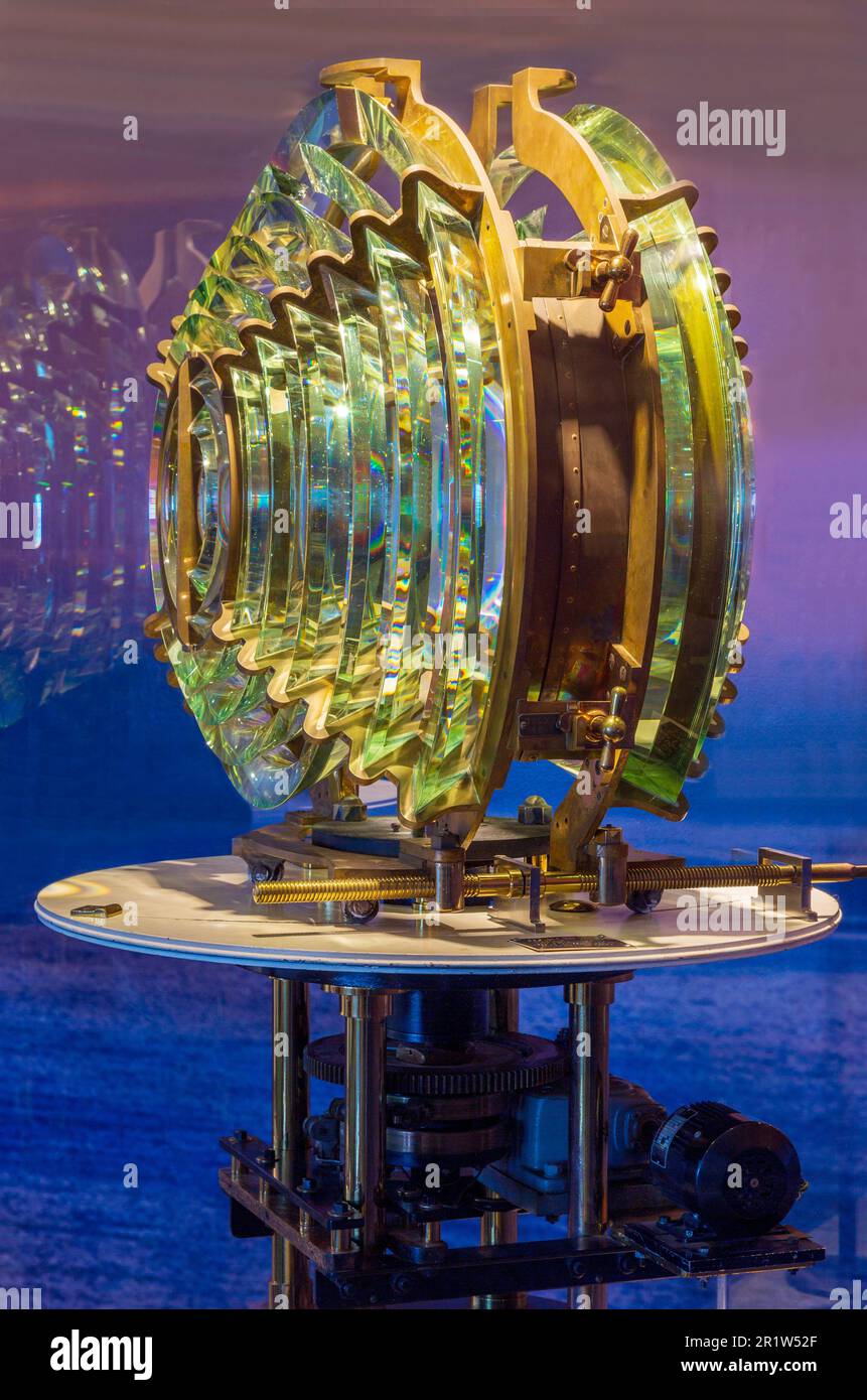 Angels Gate Lighthouse lens, Los Angeles Maritime Museum, San Pedro ...