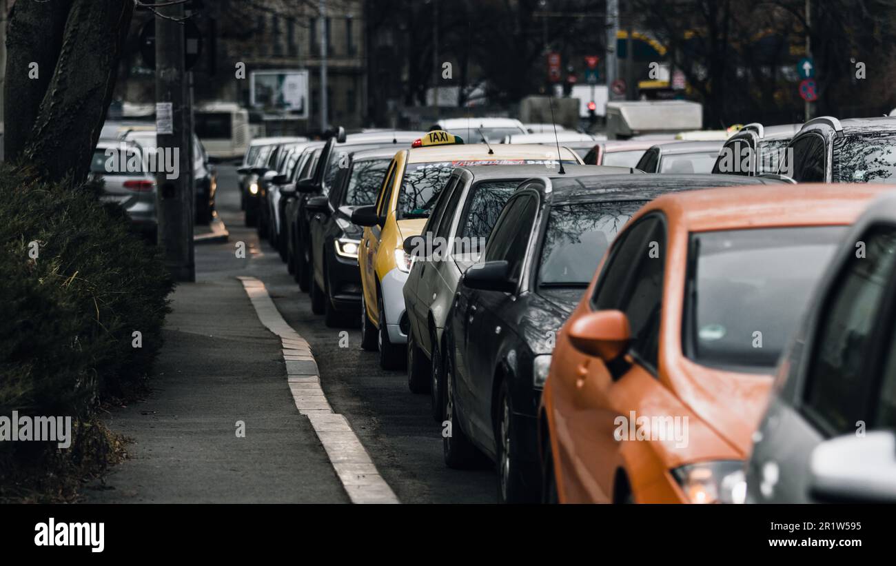 Bumper to Bumper - Urban traffic congestion during peak hour in ...