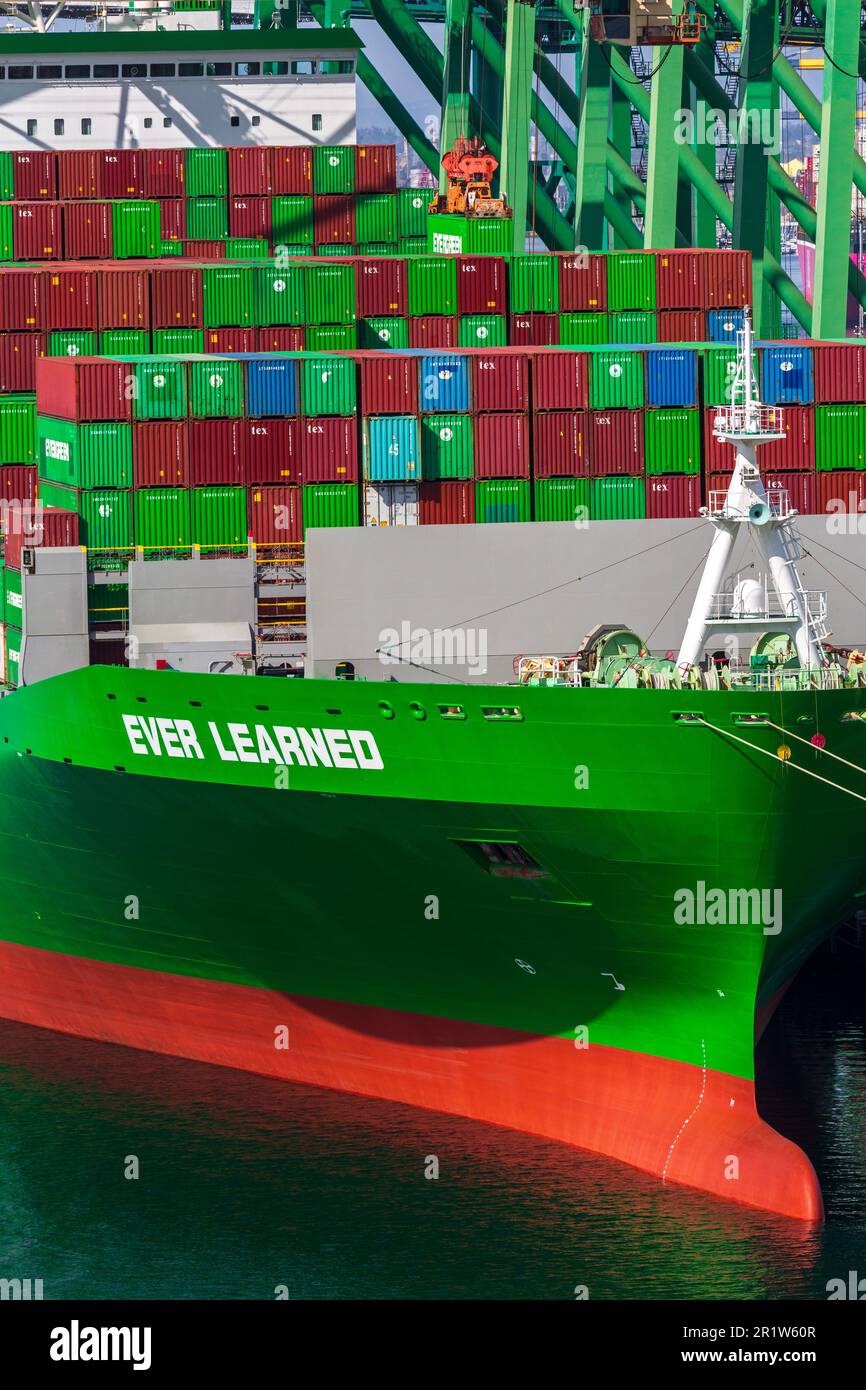 Evergreen container terminal hi-res stock photography and images - Alamy