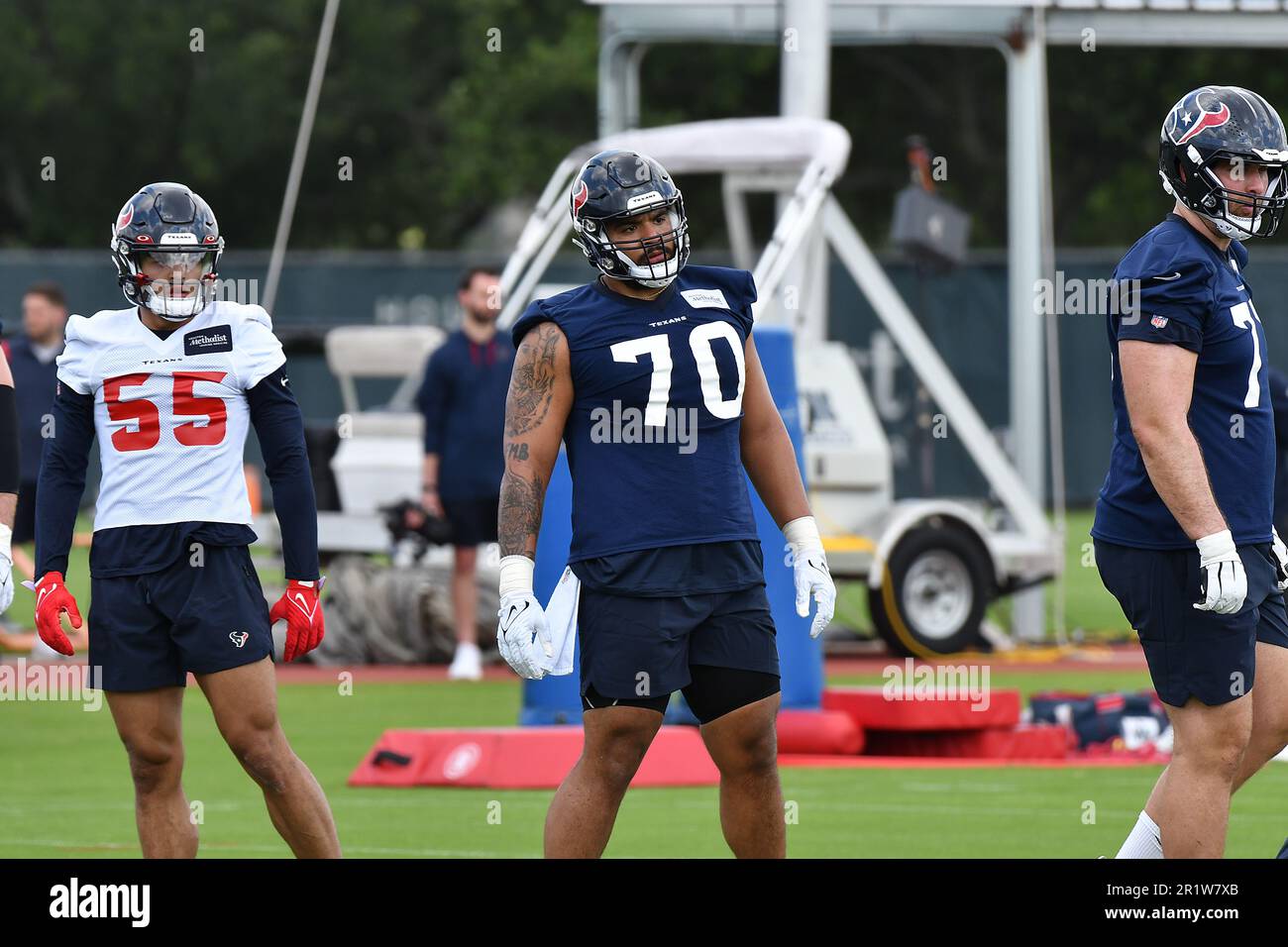 Houston Texans offensive lineman Juice Scruggs (70) warms up during ...
