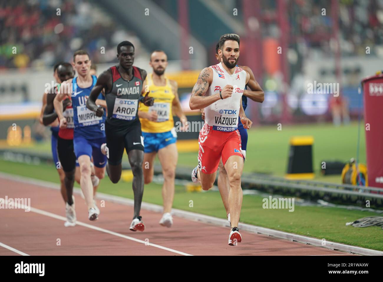 Wesley Vázquez running the 800m at the 2019 World Athletics ...