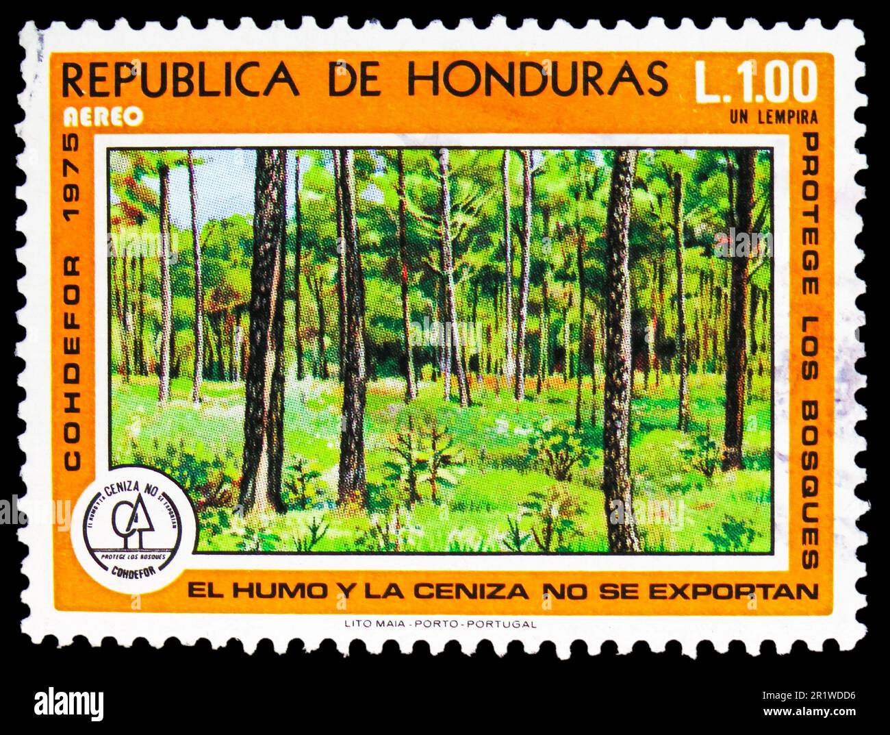 MOSCOW, RUSSIA - APRIL 08, 2023: Postage stamp printed in Honduras ...