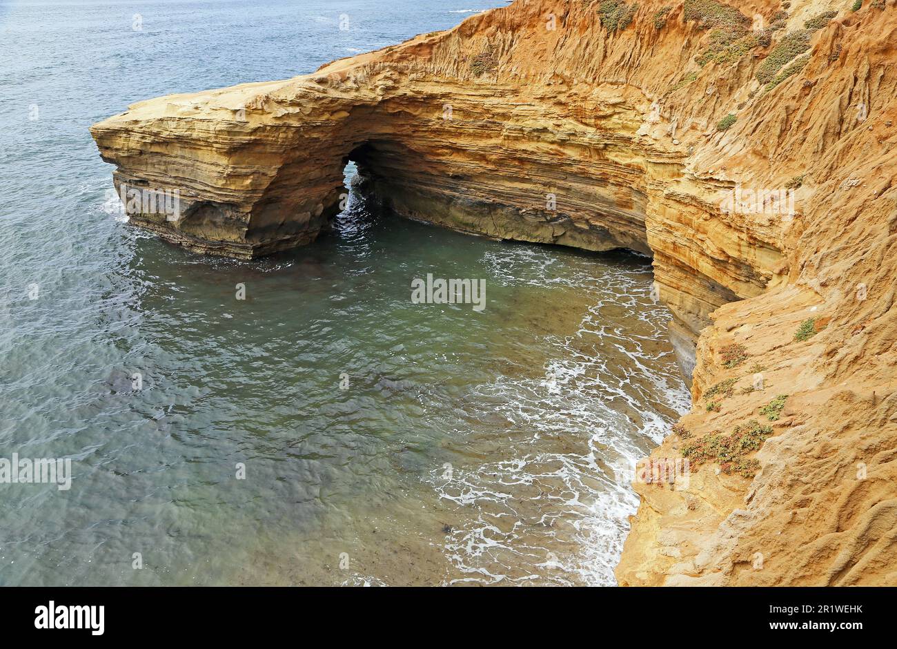Cliff erosion california hi-res stock photography and images - Alamy