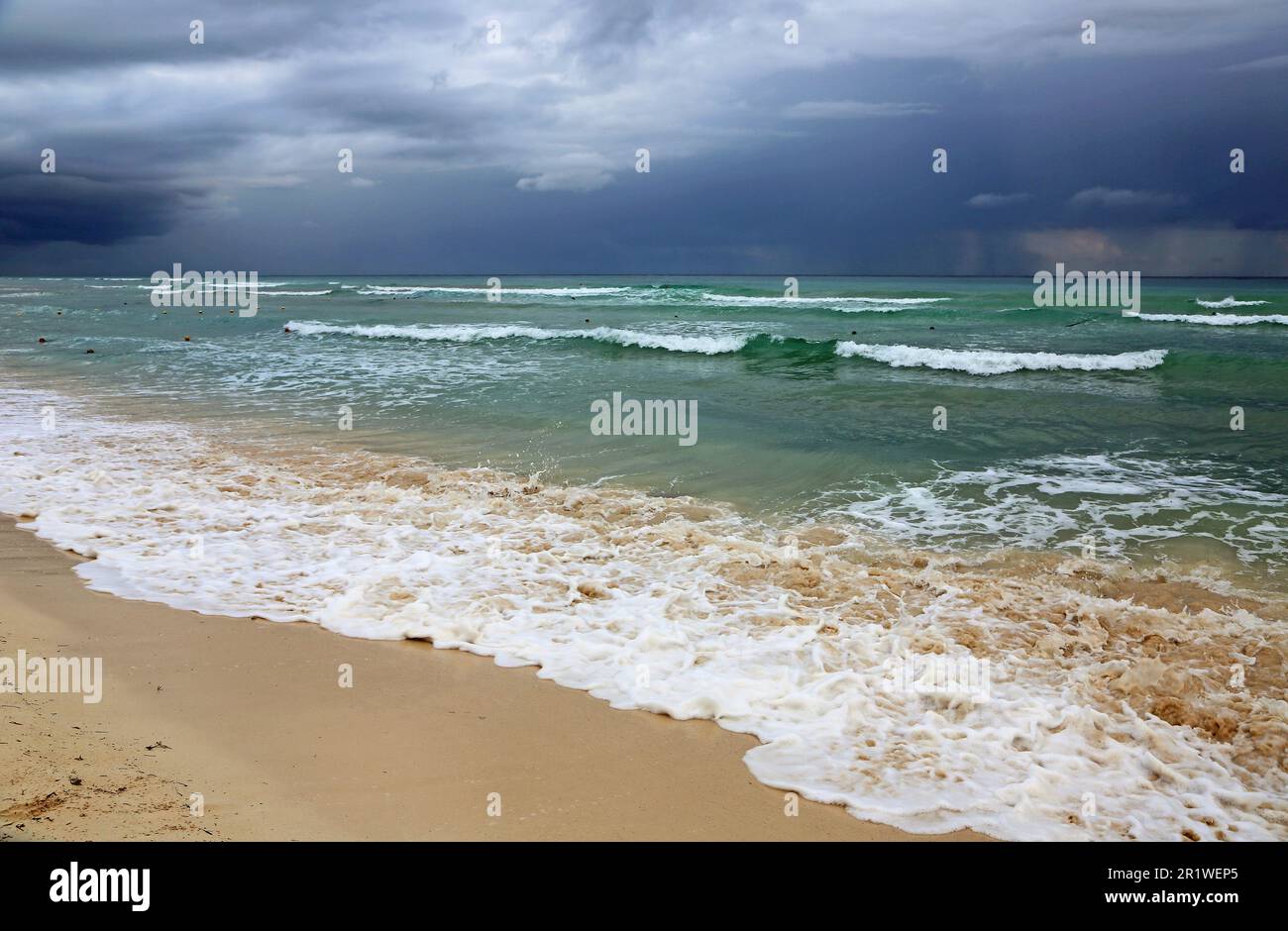 Cloudy day on Caribbean Sea - Mexico Stock Photo - Alamy