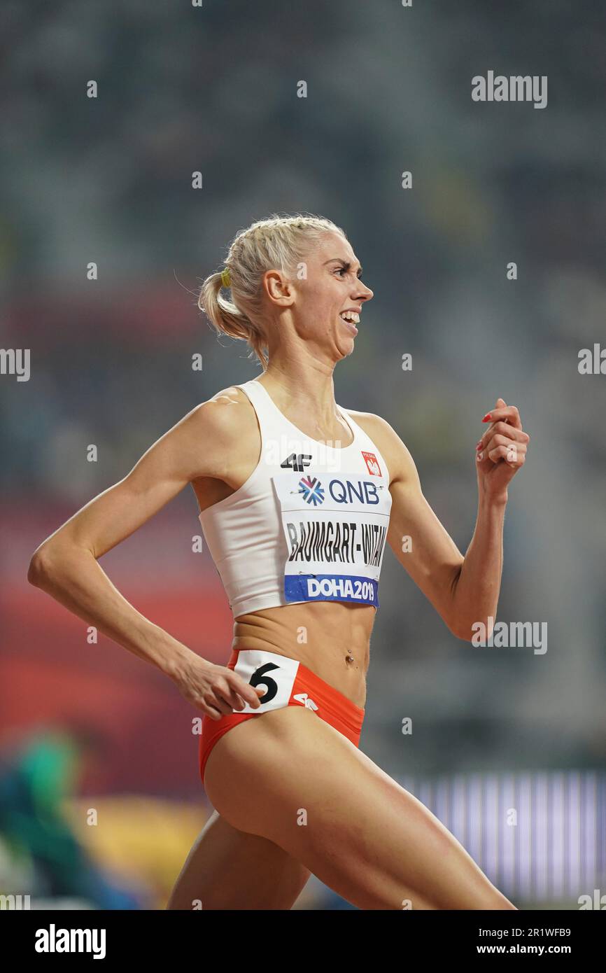 Iga Baumgart-Witan running the 400m at the 2019 World Athletics ...
