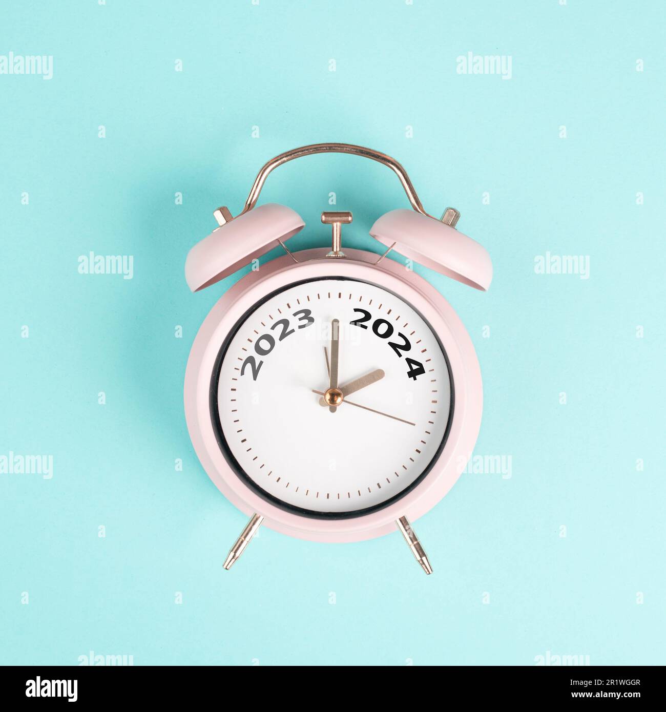 2024 loading hi-res stock photography and images - Alamy