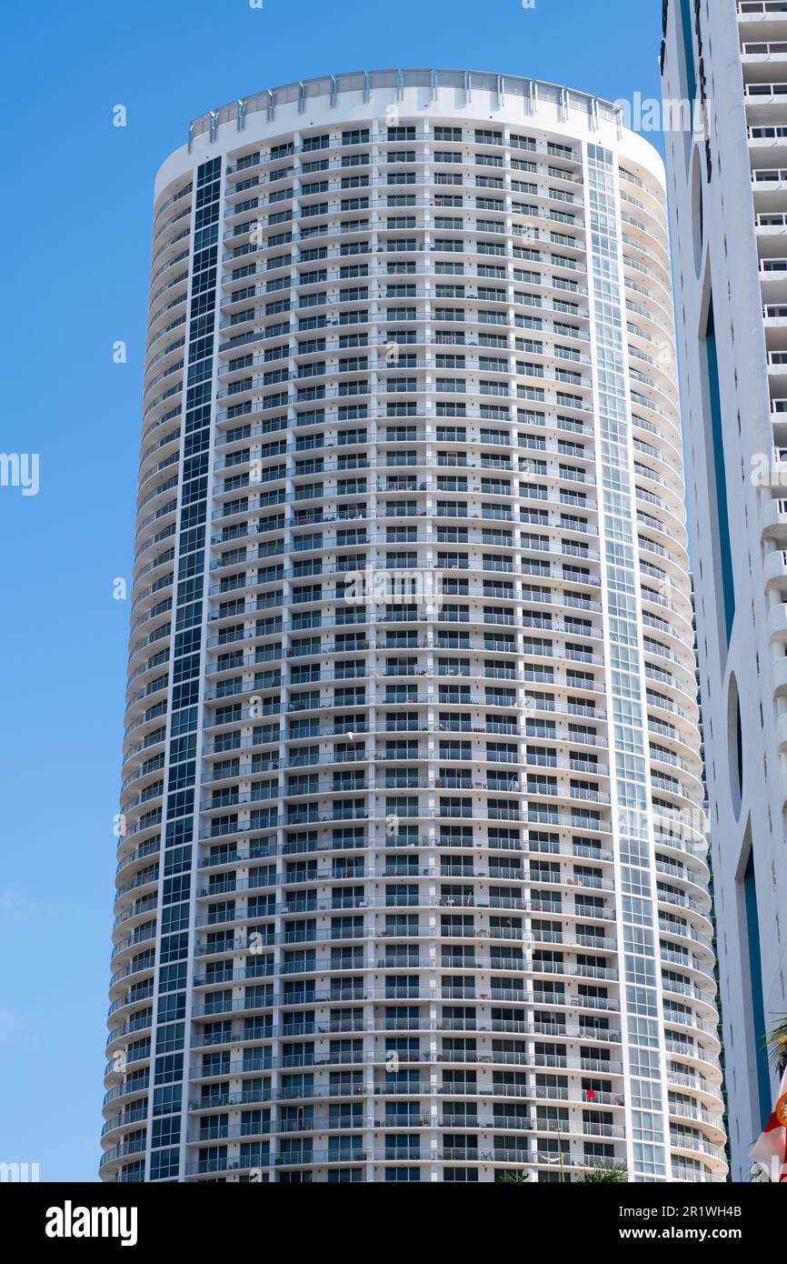 modern skyscraper architecture outdoor. skyscraper architecture in ...