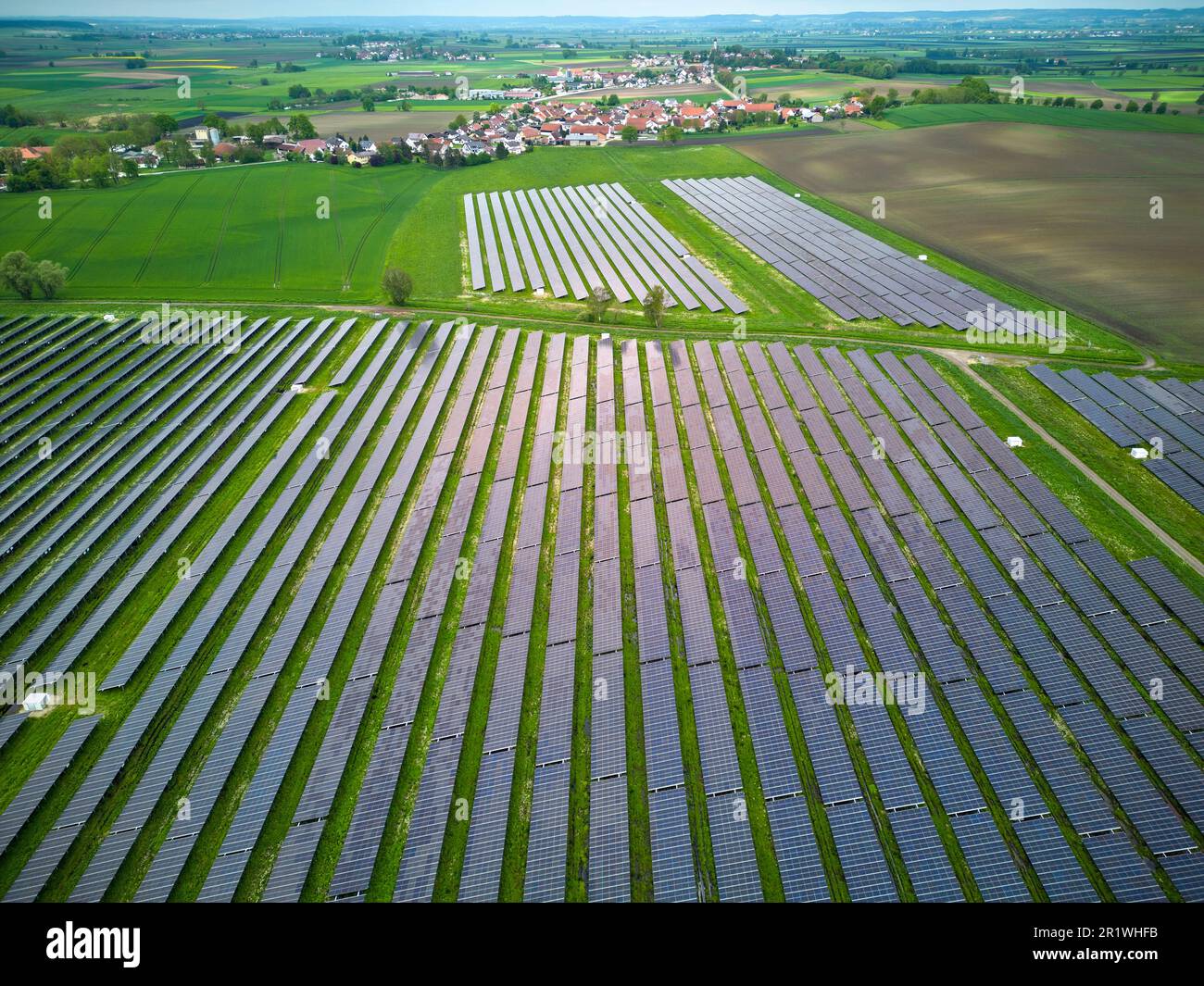 Photovoltaikfeld hi-res stock photography and images - Alamy