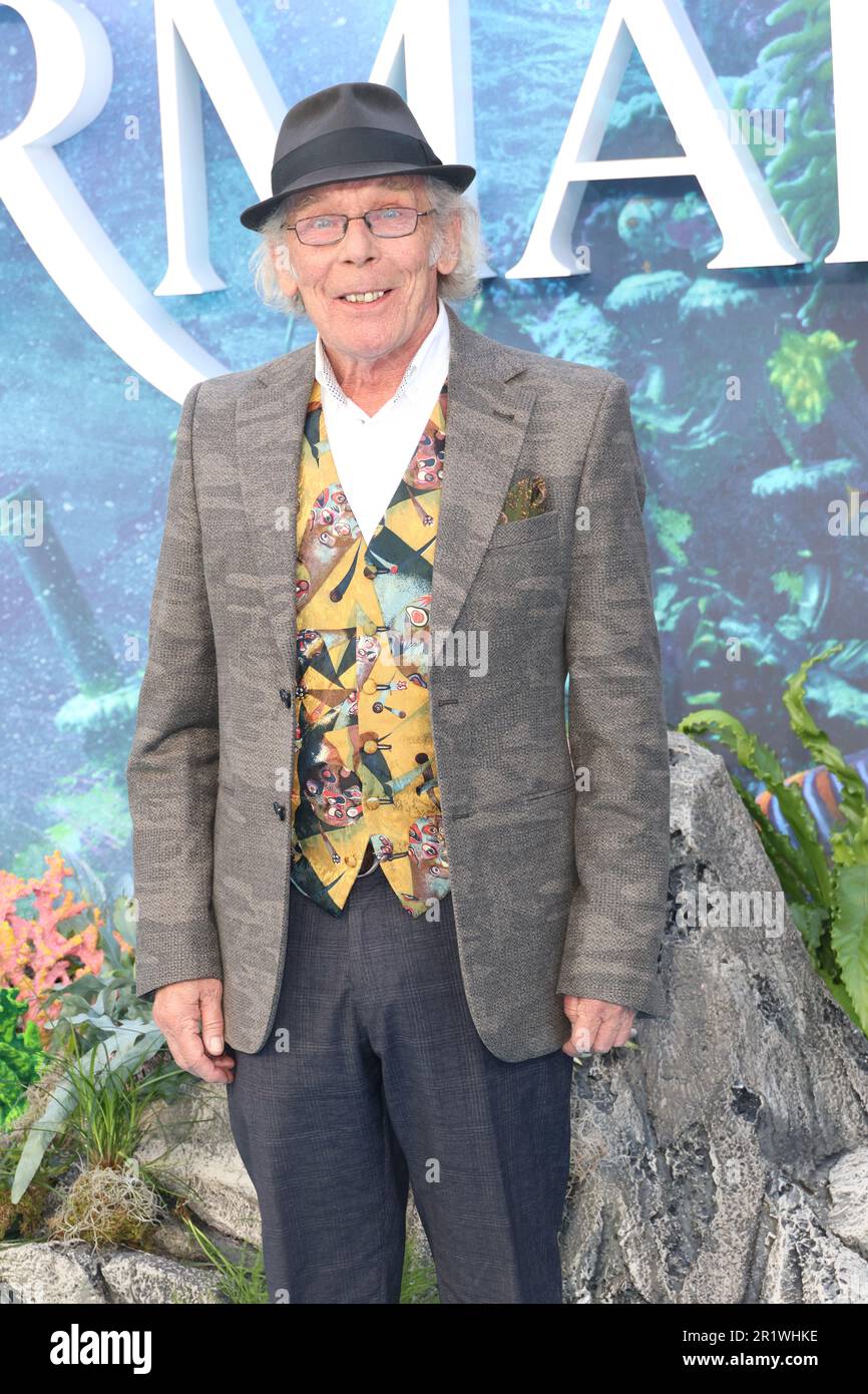 Christopher Fairbank Movies And Tv Shows 60 Photos - Moonagedaydream.film