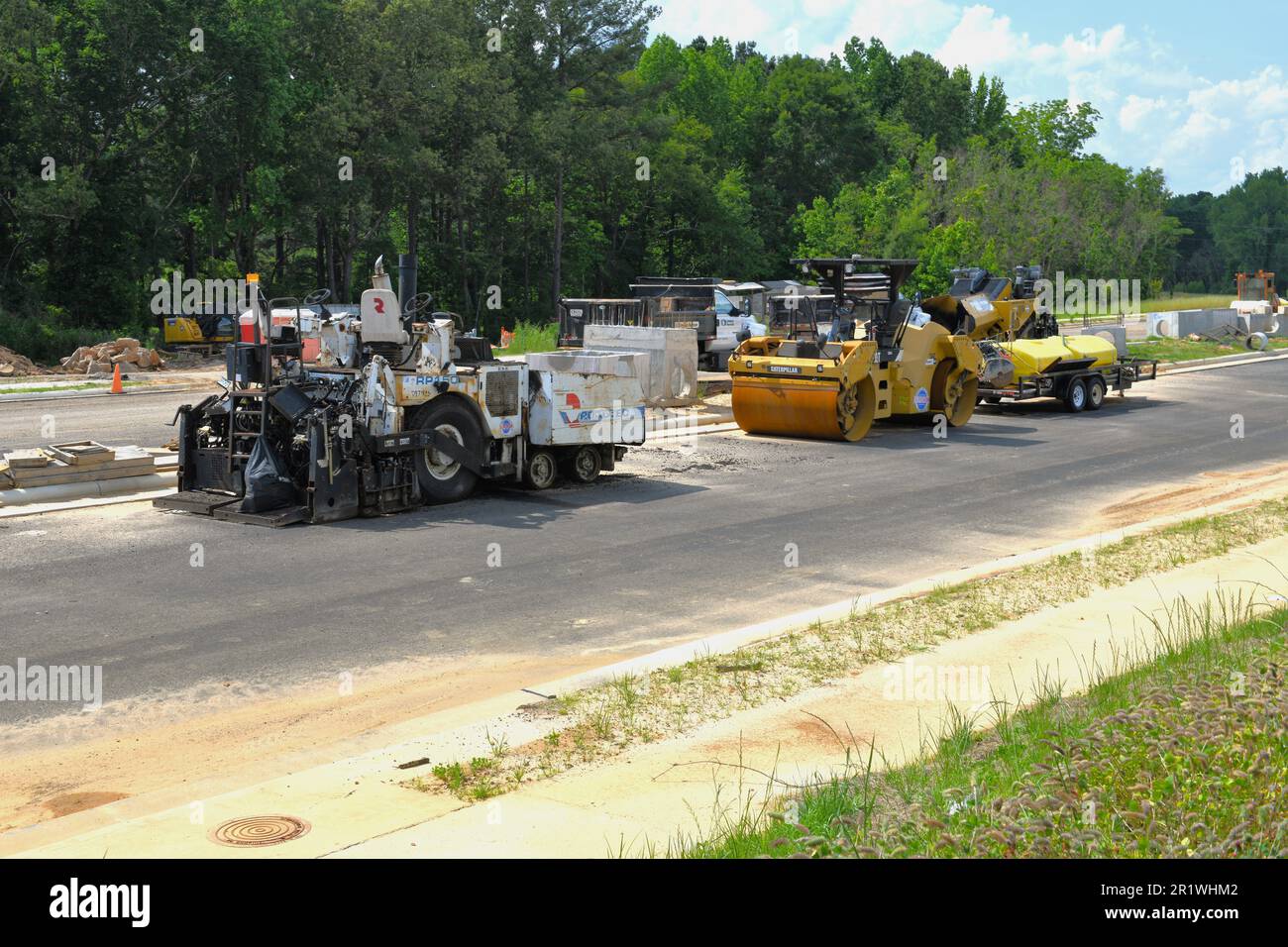 Concrete road construction hi-res stock photography and images - Alamy