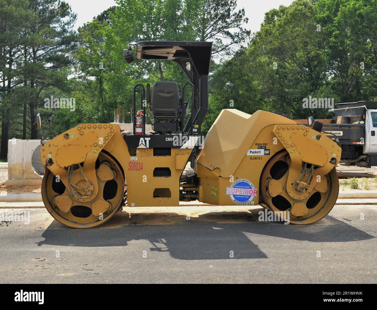 Vibrating drums hi-res stock photography and images - Alamy