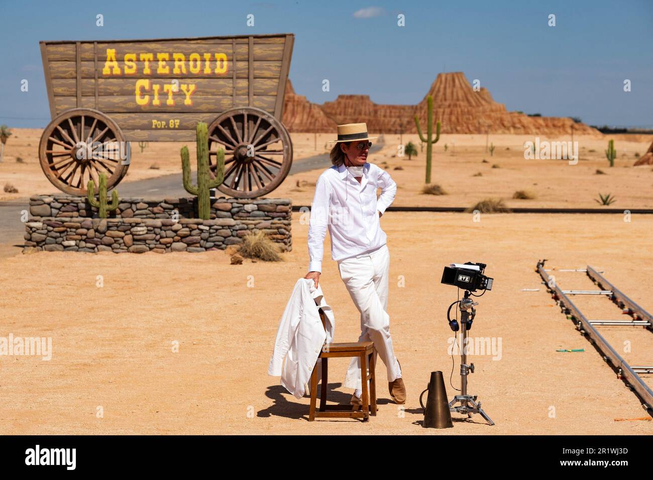ASTEROID CITY, director Wes Anderson, on set, 2023. ph: Roger Do Minh ...