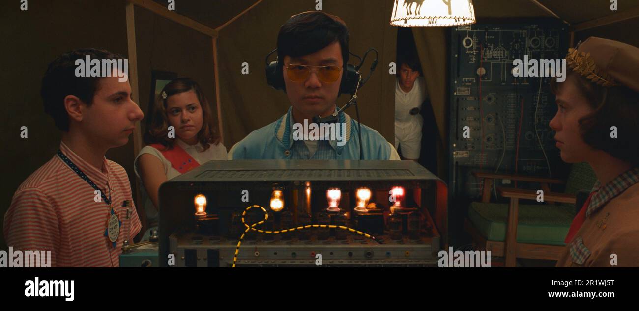 ASTEROID CITY, from left: Jake Ryan, Grace Edwards, Ethan Josh Lee ...