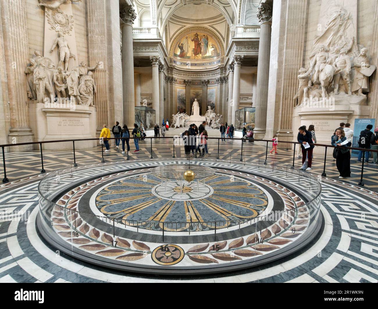Old paris city images hi-res stock photography and images - Alamy