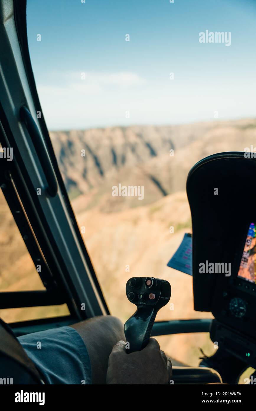 Helicopter cockpit with view to the beach hi-res stock photography and ...