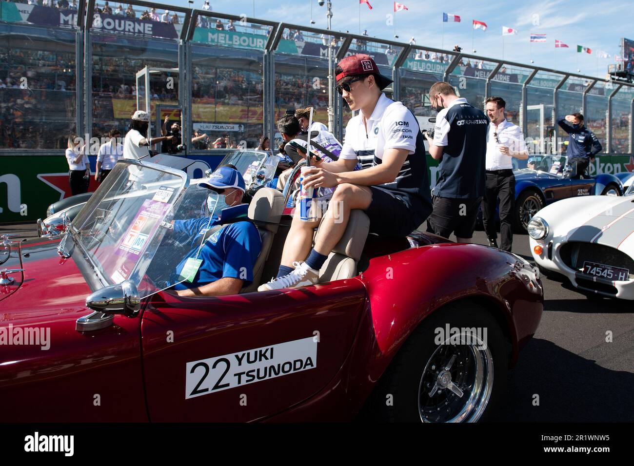 Yuki tsunoda albert park drivers parade hi-res stock photography and images - Alamy