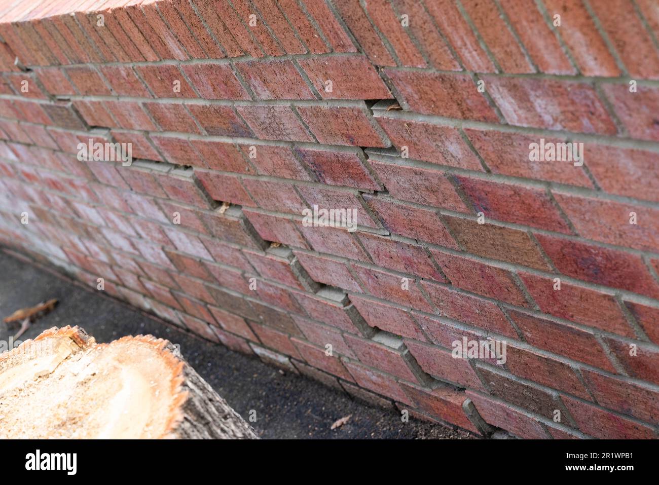 Subsidence, downward, vertical movement, Earth's surface, natural ...