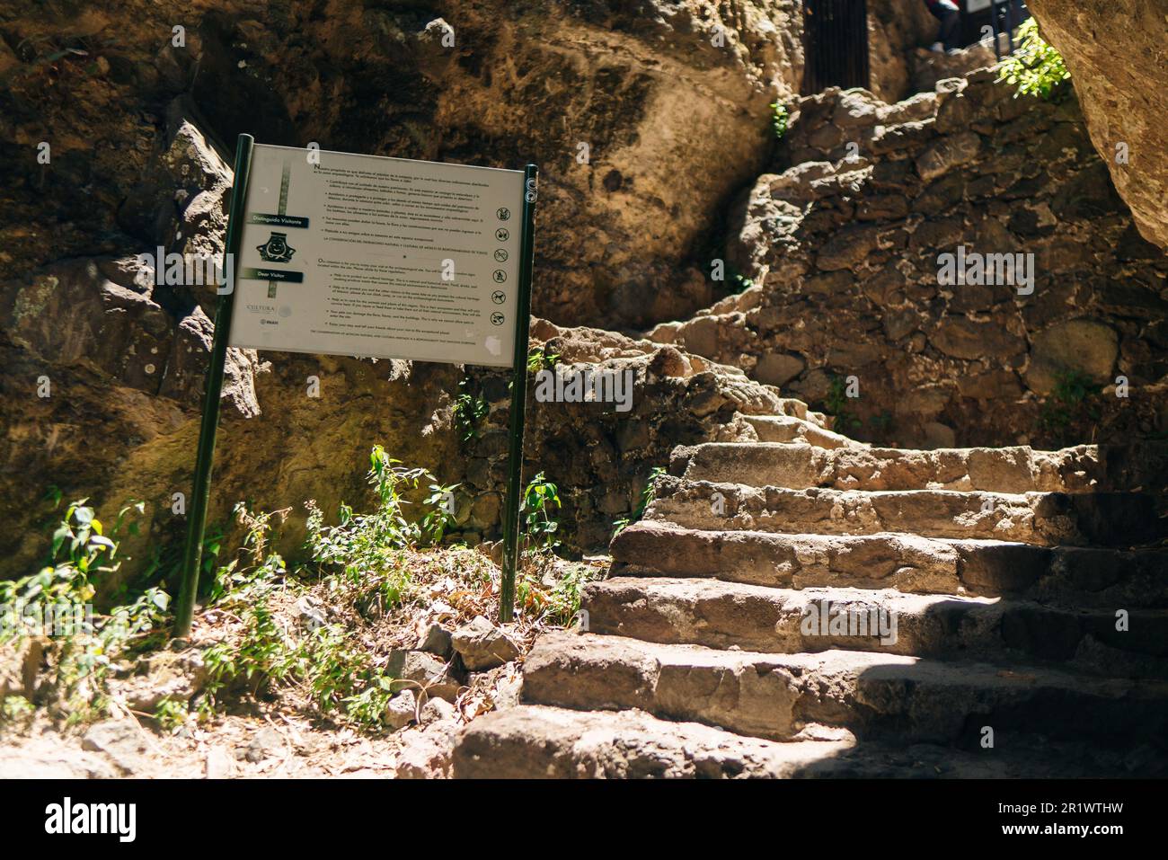 Tepozteco temple hi-res stock photography and images - Alamy