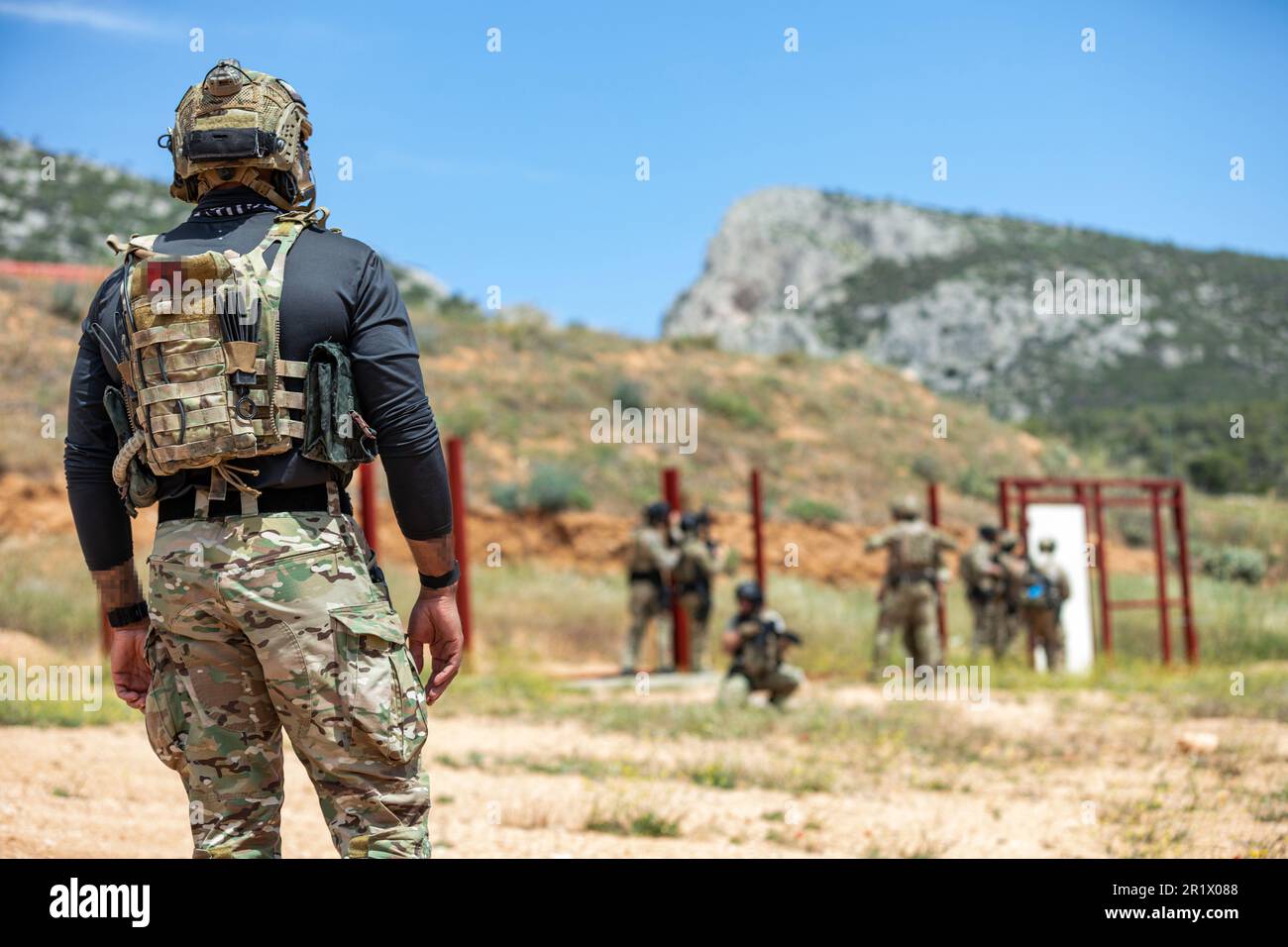An East-Coast-based U.S. Naval Special Warfare Operator (SEAL ...