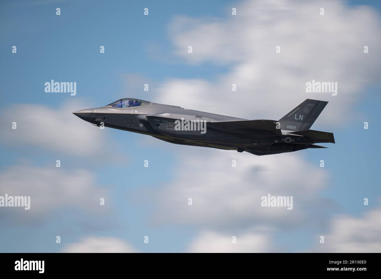 A U.S. Air Force F-35A Lightning II assigned to the 495th Fighter ...