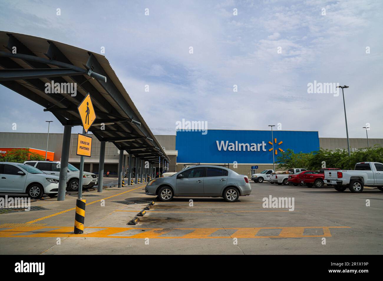 Walmart Progreso in Hermosillo Sonora with order and pick up service ...