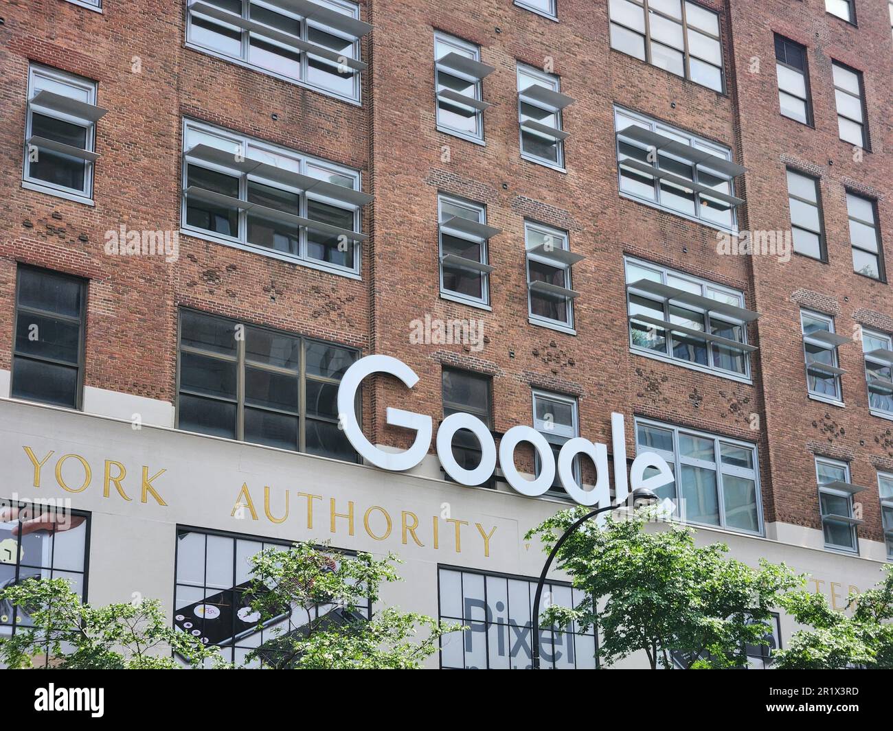 111 8th hi-res stock photography and images - Alamy