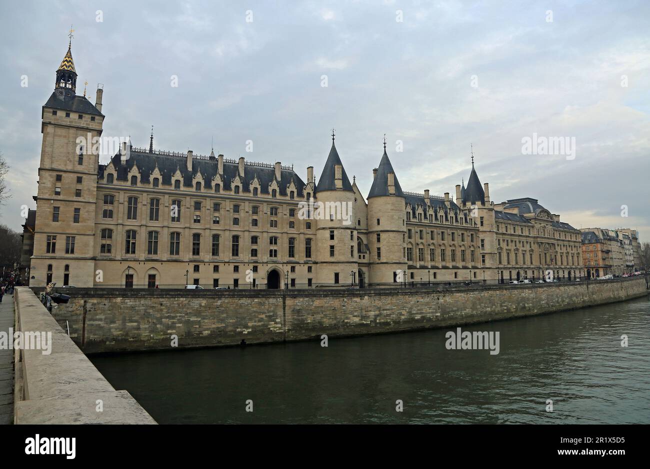 France paris conciergerie hi-res stock photography and images - Alamy