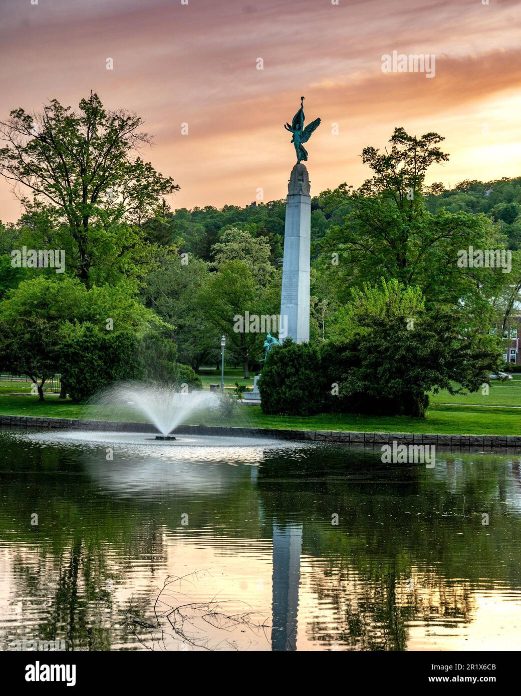 Montclair, NJ - USA - May 13, 2023 Sunset view of Soldiers and Sailors ... Montclair, NJ - USA - May 13, 2023 Sunset view of Soldiers and Sailors ...
